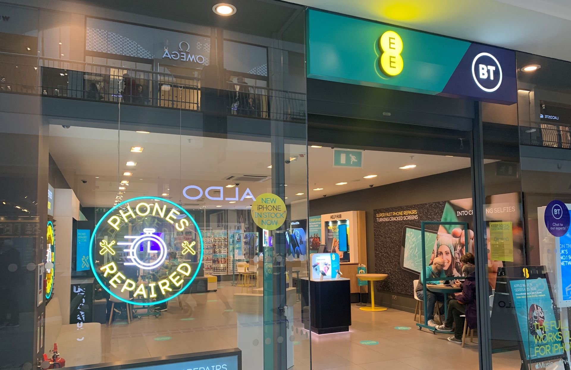 EE offers nationwide in-store mobile phone repairs | TechRadar