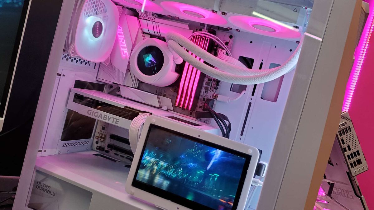 Gigabyte's 'Next-gen' Intel motherboard shows off the new Arrow Lake ...