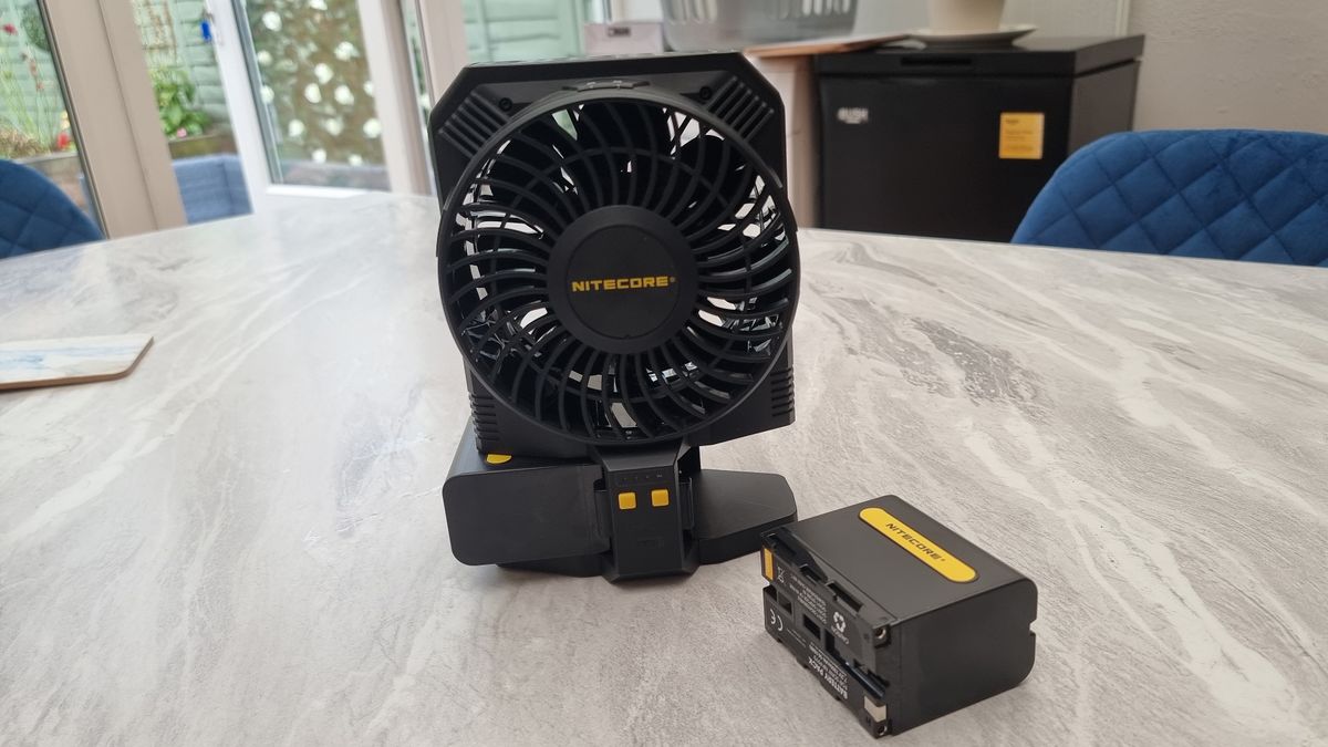 Nitecore CineWind CW30 review | Digital Camera World