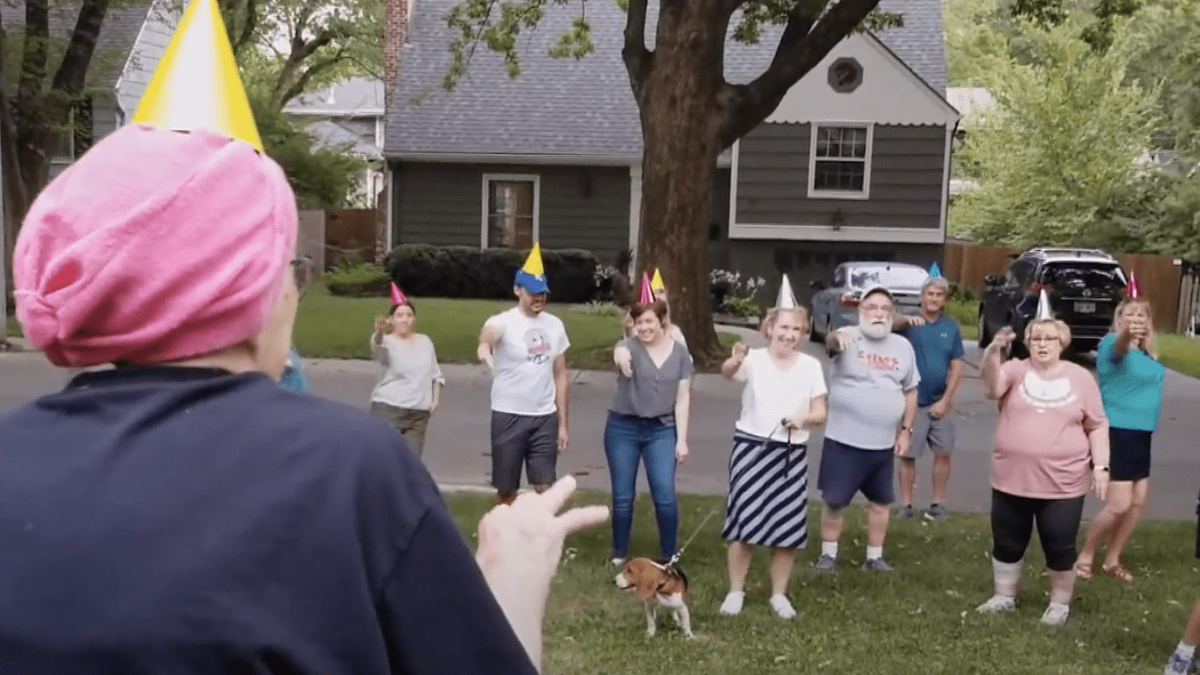 93-year-old fan of the Hokey Pokey gets the perfect birthday surprise ...
