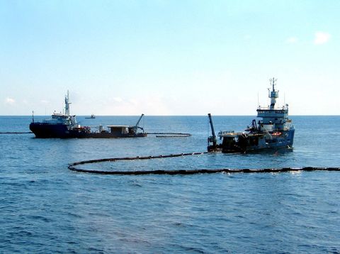 Deepwater Horizon: Images of an Impact | Live Science