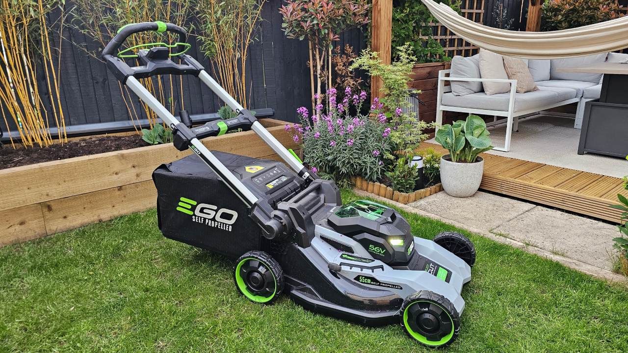 Ego Power+ LLM2236E-SP 55cm Self-Propelled Mower review: is this mower ...