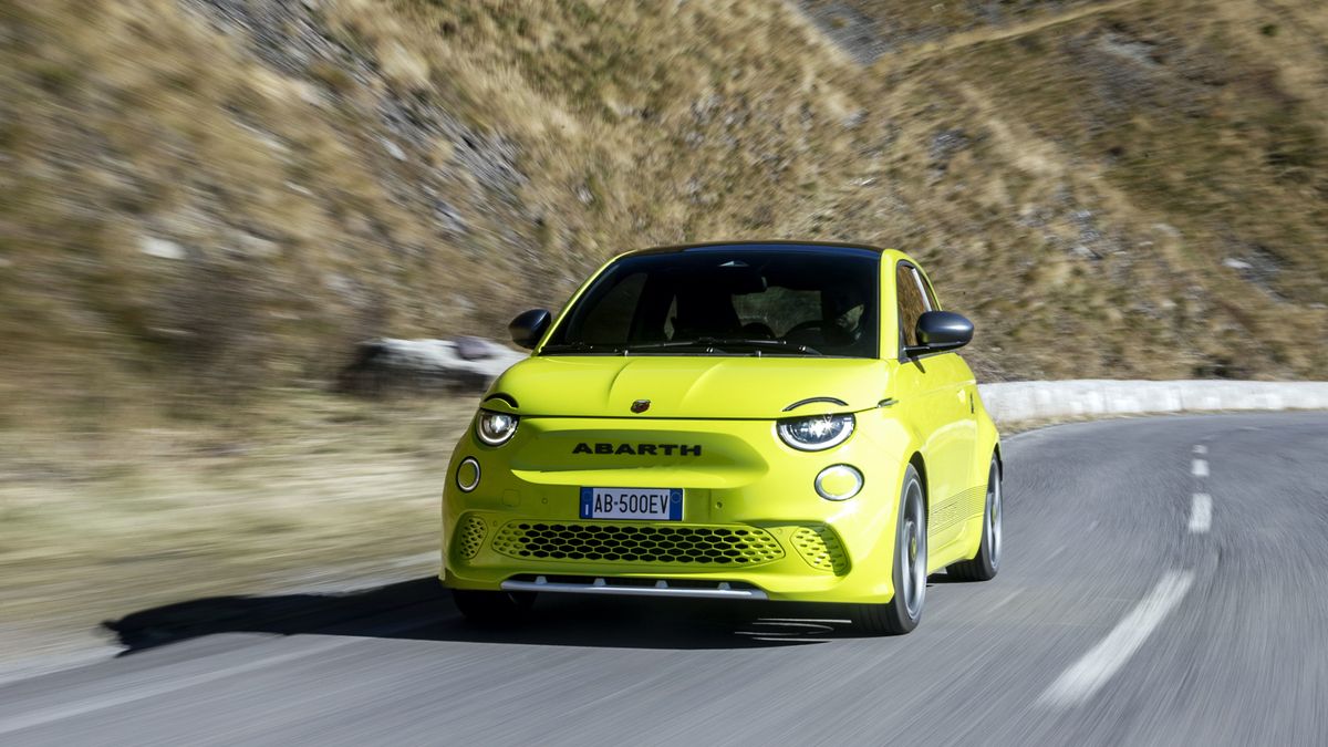 Abarth 500e is the electric hot hatch you’ve been waiting for | T3