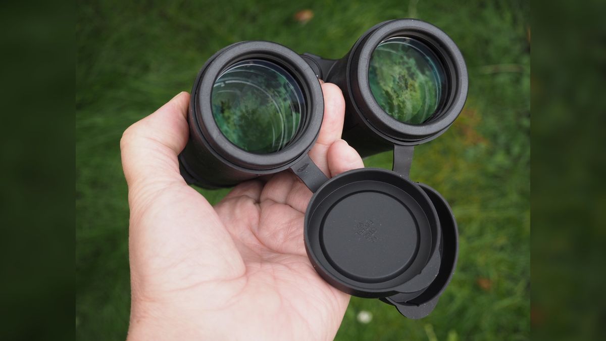 Olympus 8x42 Pro binoculars review | Live Science