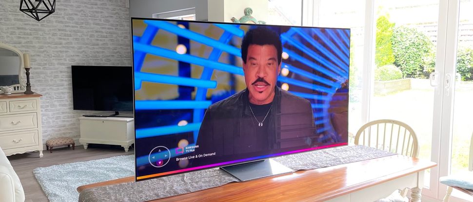 Samsung S95B review: top TV performance from next-gen QD OLED tech ...