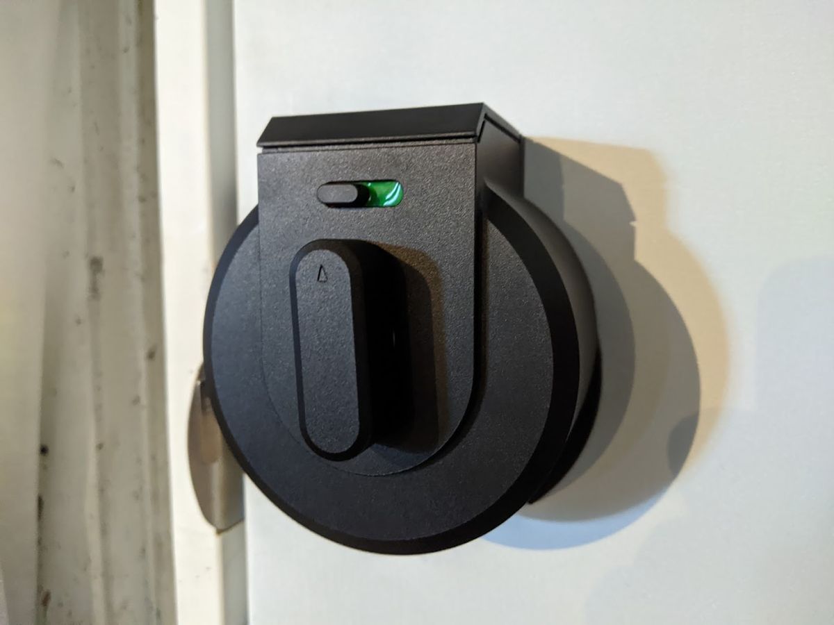 Securam Touch Smart Lock review: Feel like James Bond when entering ...