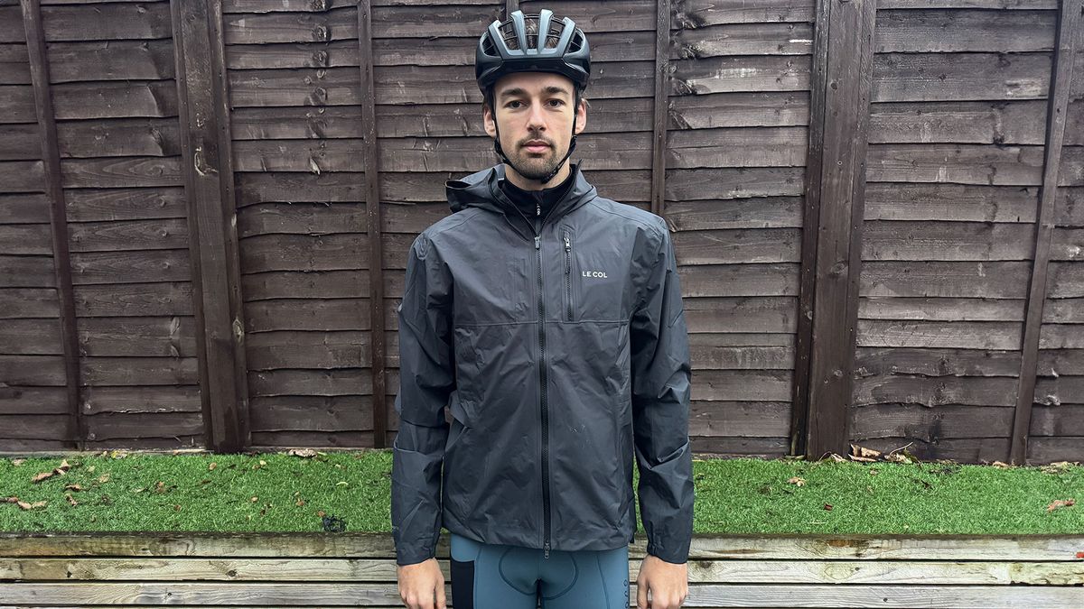 Le Col ARC Lightweight Rain Jacket review: light, hooded, waterproof ...