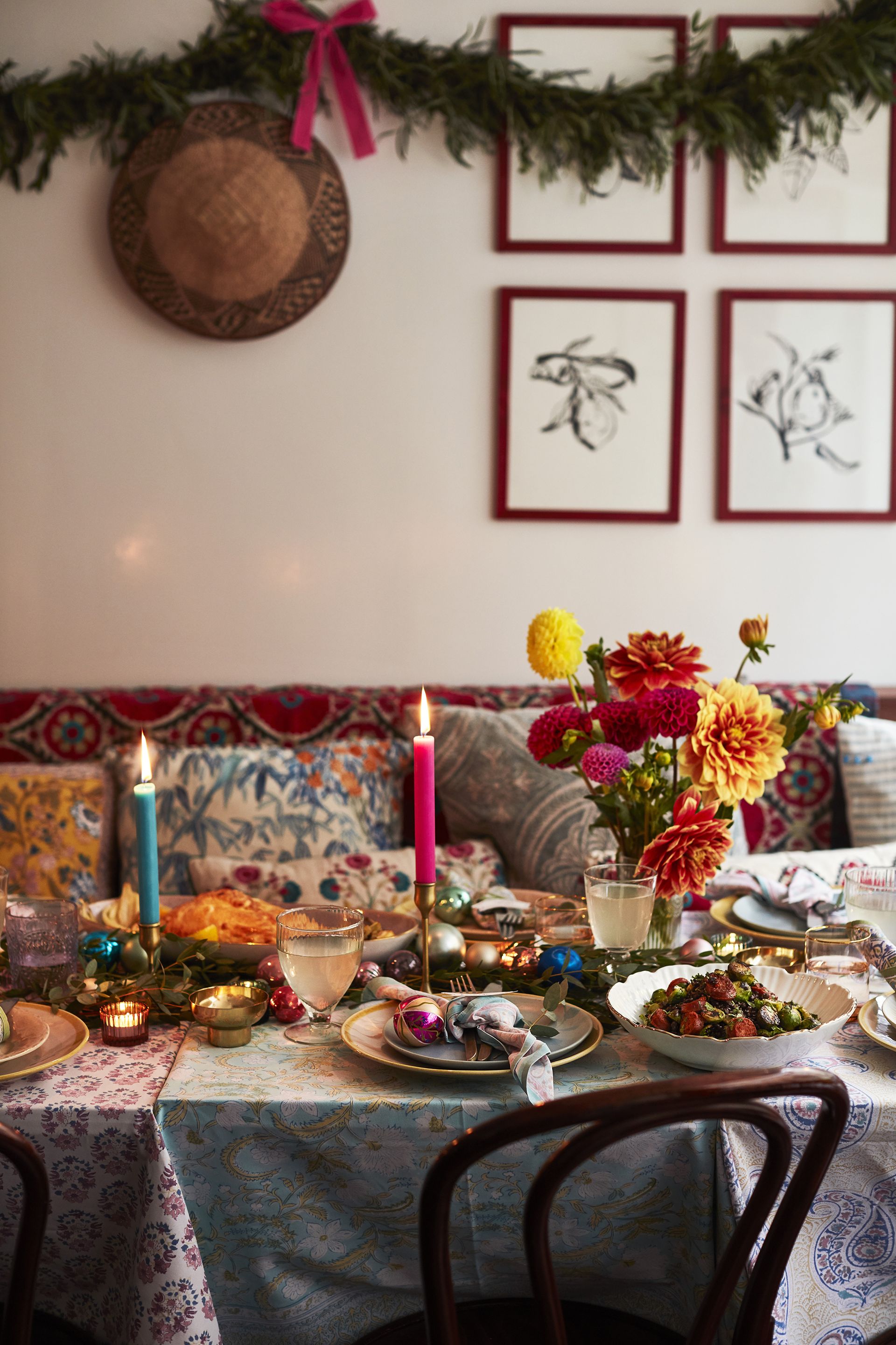 9 New Year table decor ideas to create a magical setting | Homes & Gardens