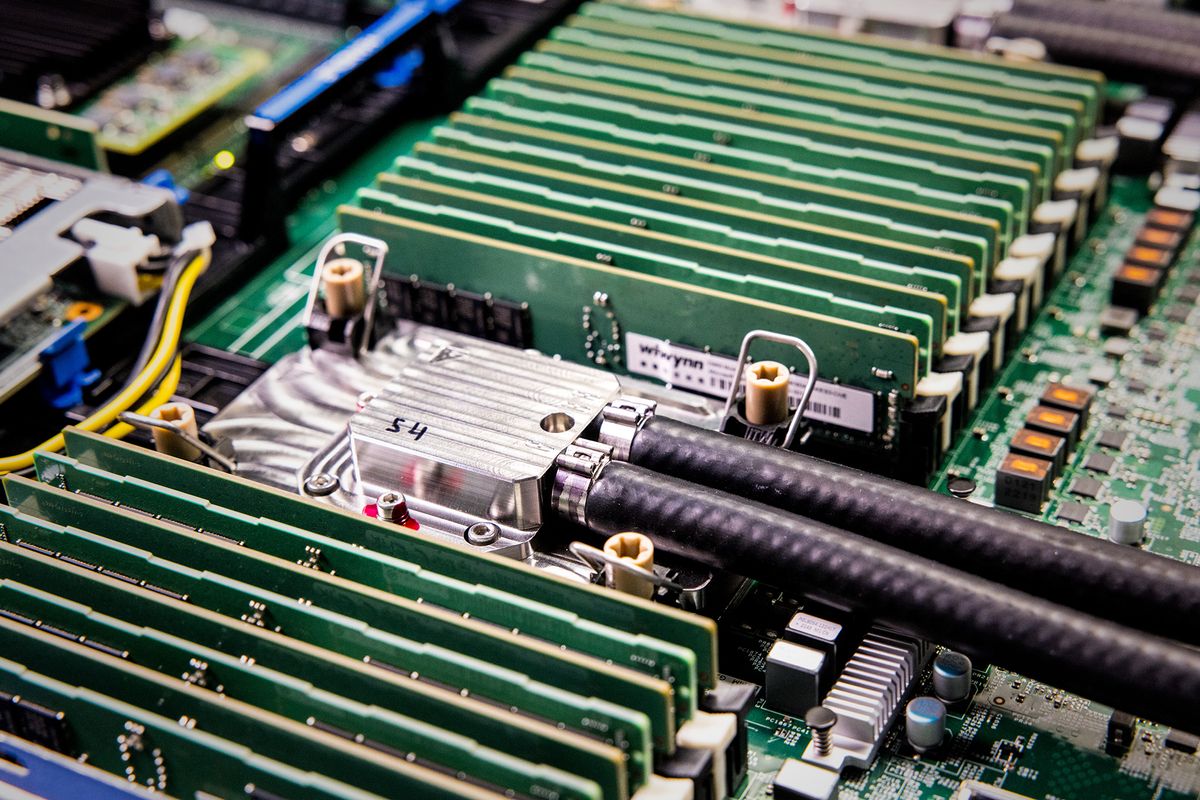Microsoft develops breakthrough chip cooling method — microfluidic ...