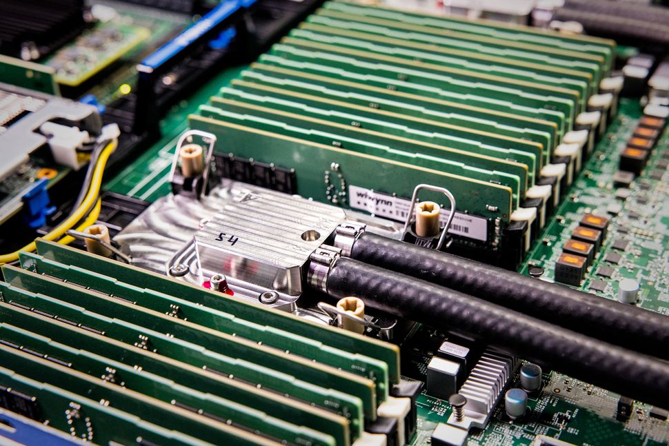 Microsoft develops breakthrough chip cooling method — microfluidic ...