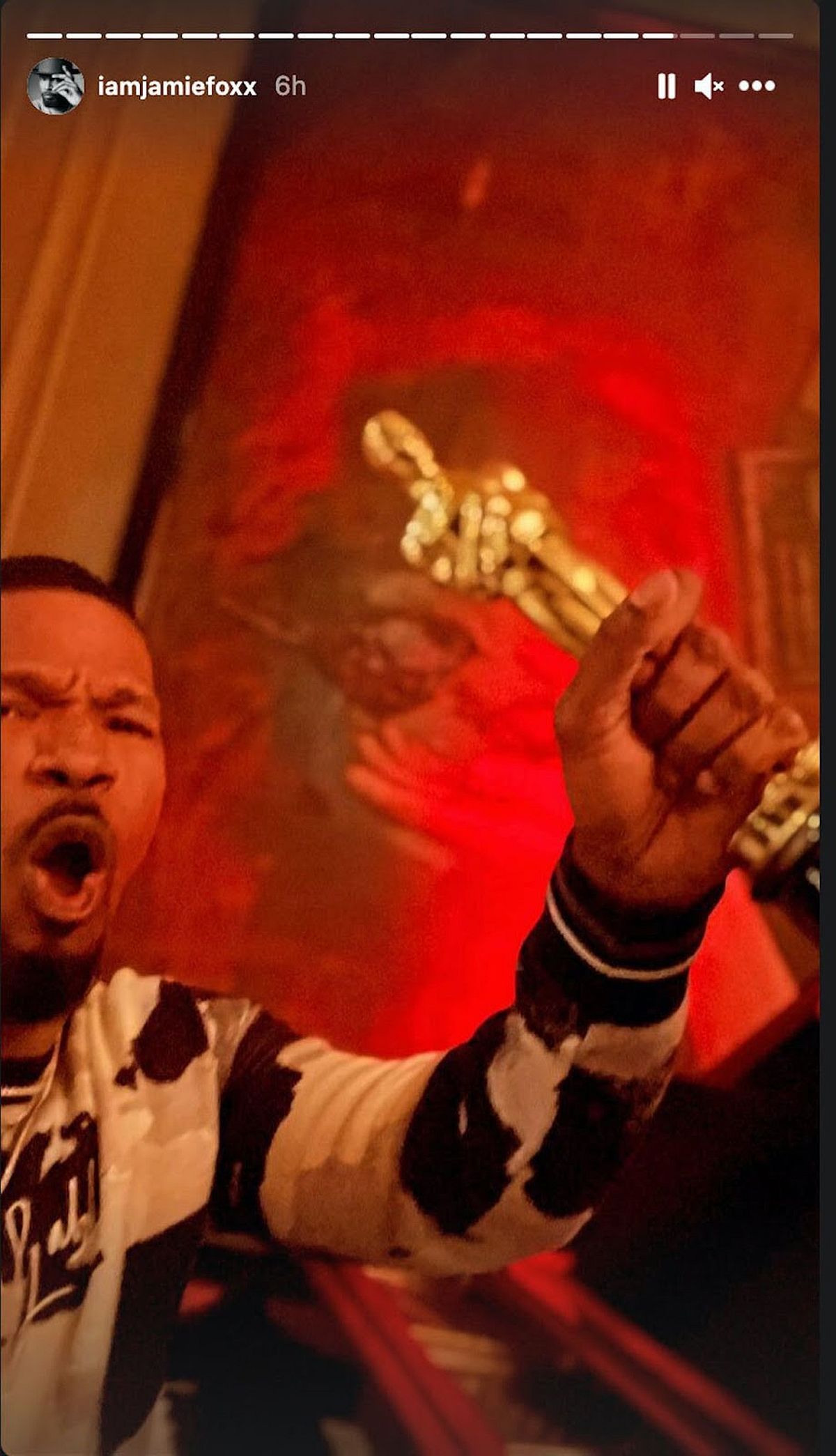 No Big Deal, Just Jamie Foxx Celebrating With An Oscar For Pixar's Soul ...