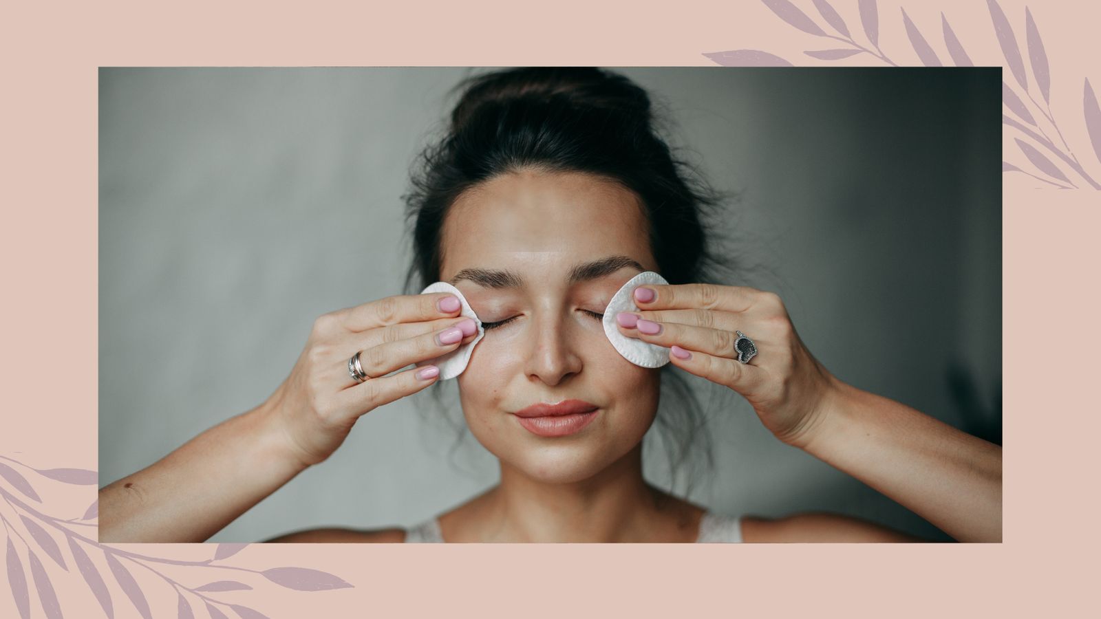 How to remove mascara properly, according to the experts | Woman & Home