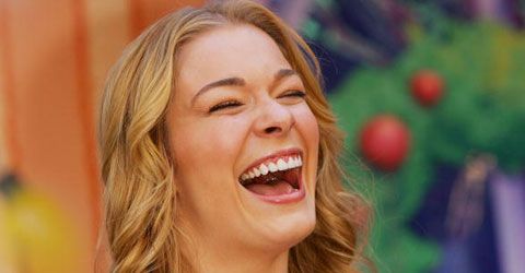 Shocker: LeAnn Rimes Is At War Again, This Time With Her Dentist ...
