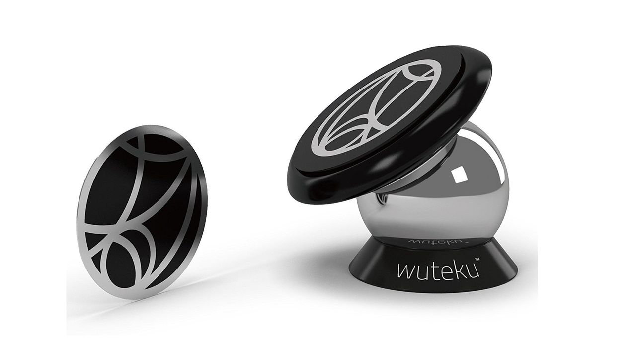Best car phone holders 2025: windscreen and dash mounts | T3