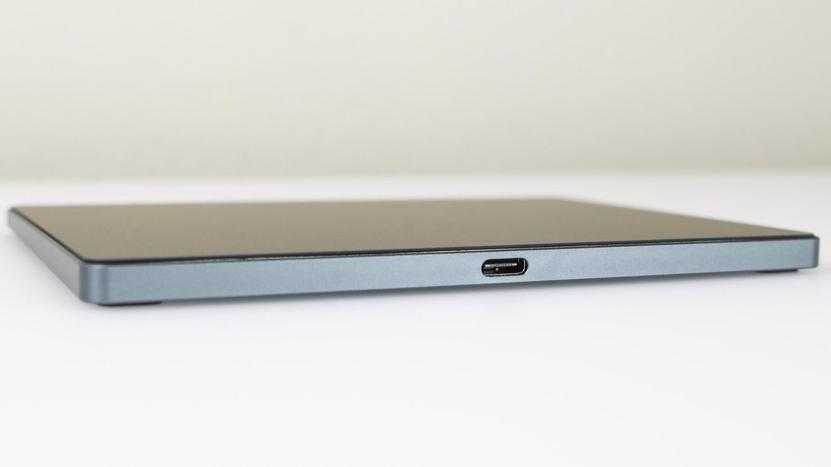 I’m using a trackpad with one hand and a mouse with the other on ...