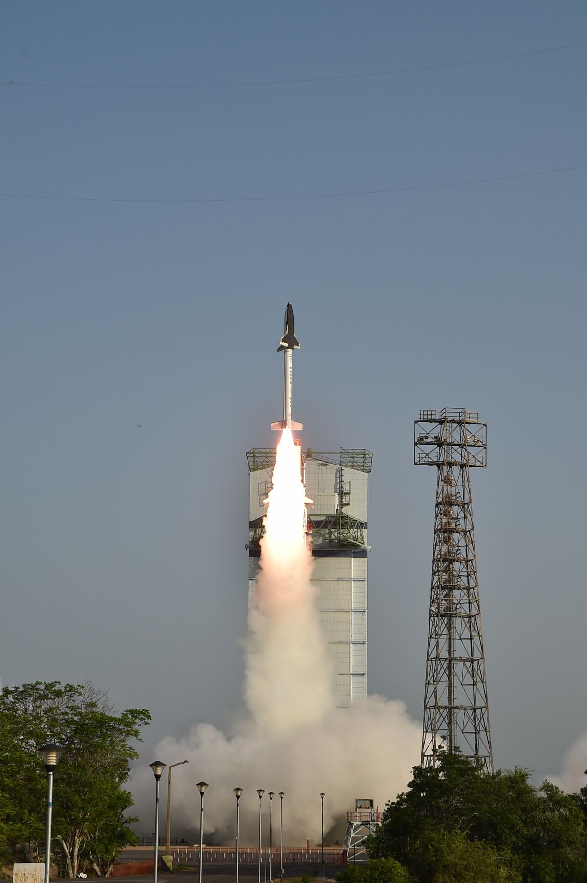 India Launches Prototype Space Plane on 1st Test Flight (Photos) | Space