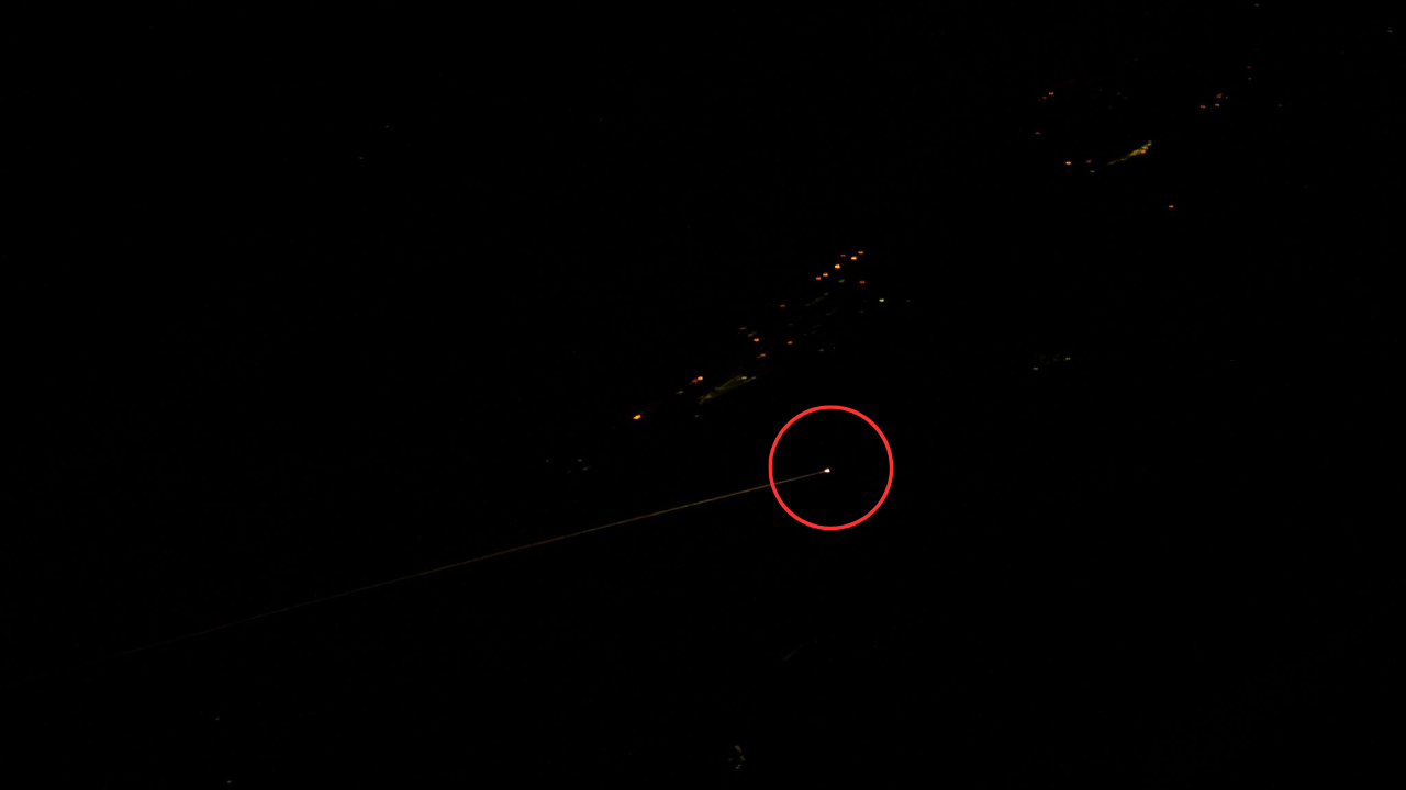 NASA astronaut photographs SpaceX's private Polaris Dawn capsule ...