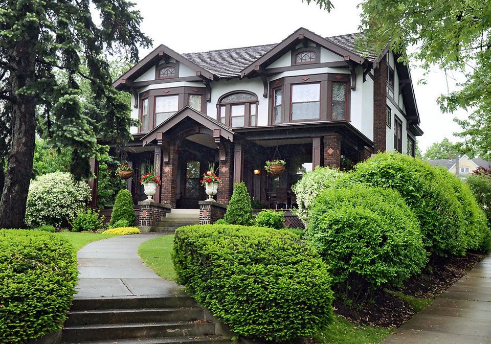 7 homes with secret hideaways you can buy right now | The Week