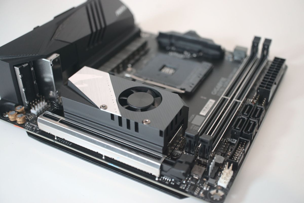 Gigabyte X570-I AORUS Pro Wi-Fi review: Small motherboard platform with ...