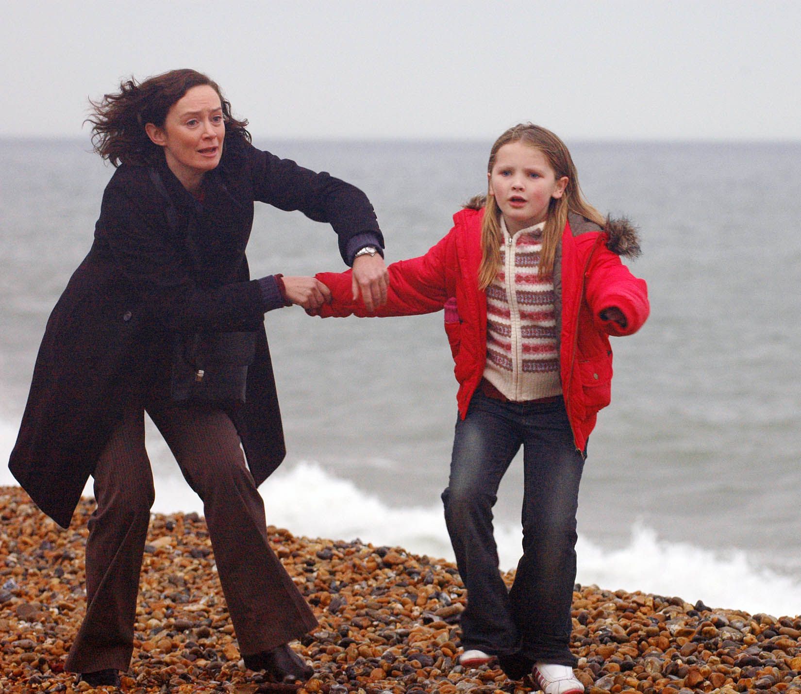 Amy's found - safe and sound | Episode | The Bill | What's on TV | What ...