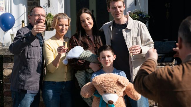 The Mitchell family tree: who's who in the EastEnders family | What to ...
