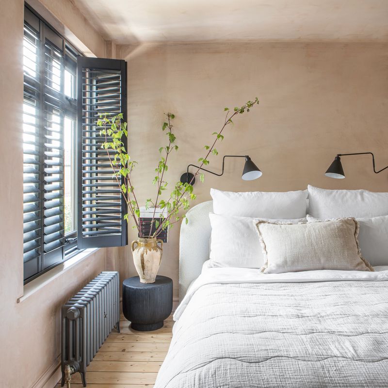 Calming colours for a bedroom – 6 anxiety-soothing tones | Ideal Home