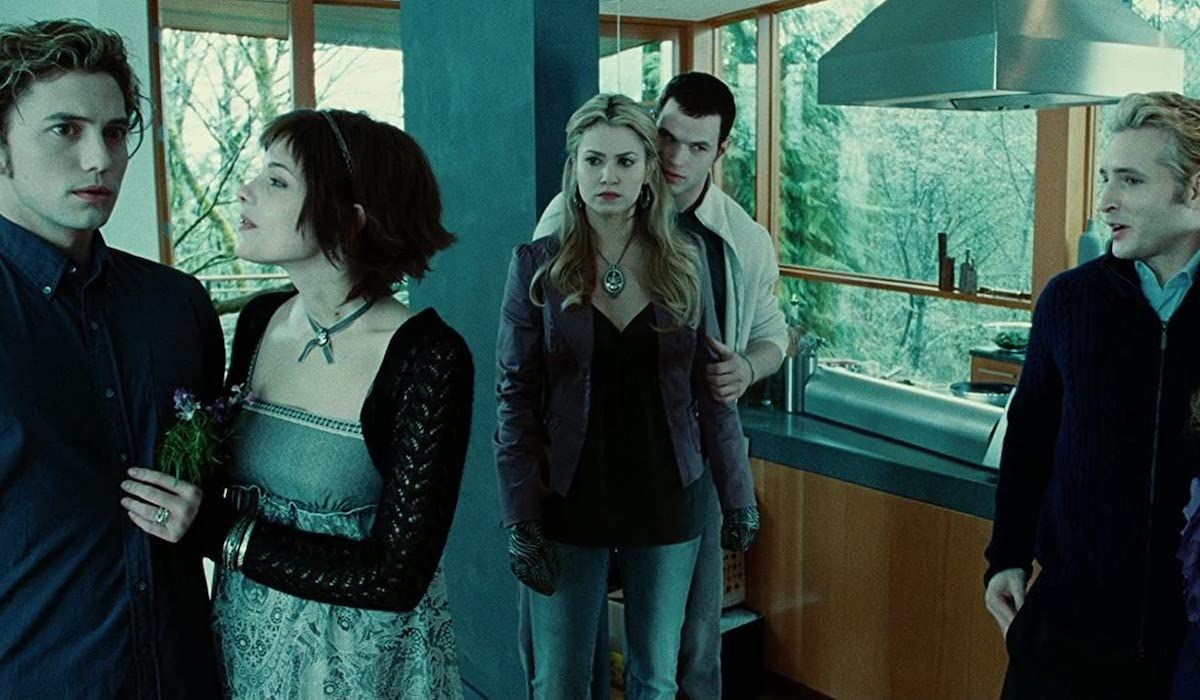 Midnight Sun: 6 Things We Hope To See In The New Twilight Book ...