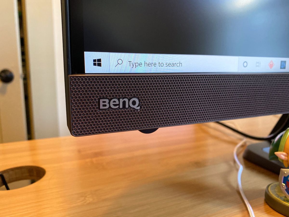 BenQ EW3280U 4K monitor review: 32 inches of great picture and sound ...