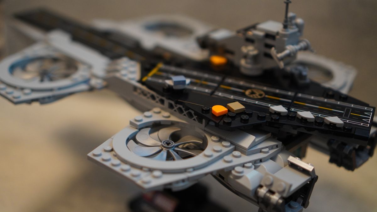 Lego Marvel Avengers Helicarrier review | Space
