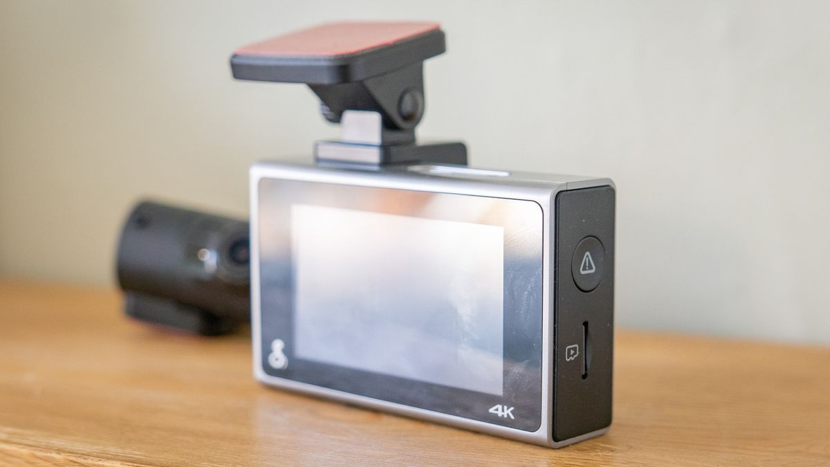 Cobra SC 400D dash cam review | Digital Camera World