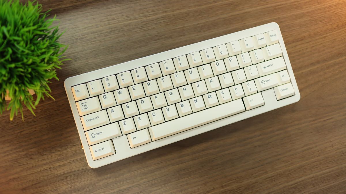 How to Build a Custom Mechanical Keyboard Step-By-Step | Tom's Hardware