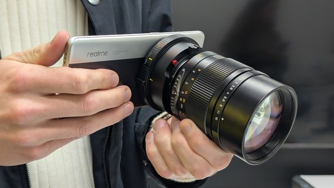 Xiaomi’s new concept attaches a Micro Four Thirds camera to your phone ...