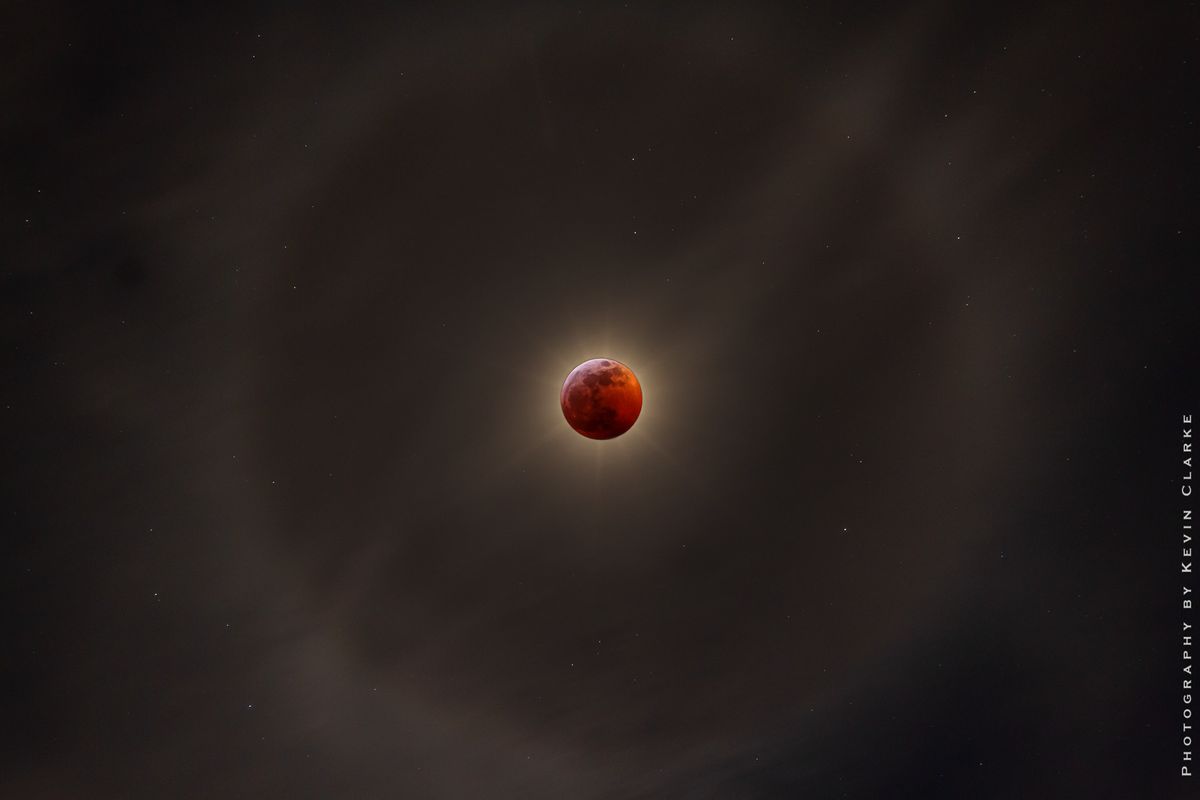 Amazing Photos of the Super Blood Wolf Moon of 2019! | Space