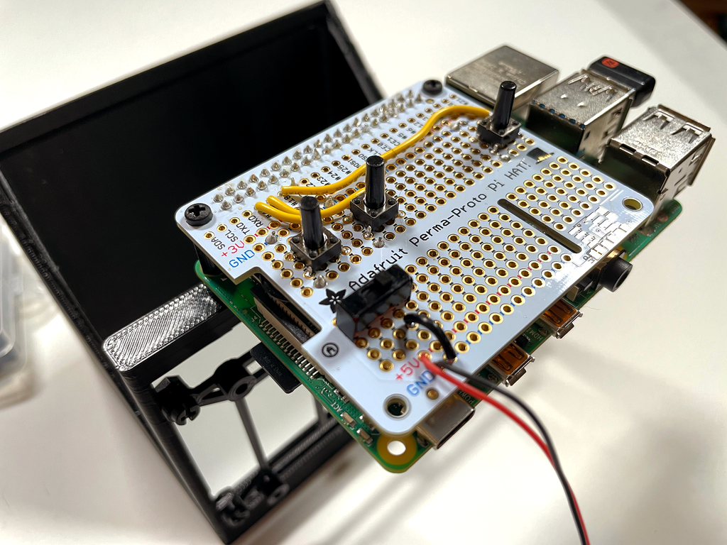 How to Build a Raspberry Pi-Powered Teleprompter | Tom's Hardware