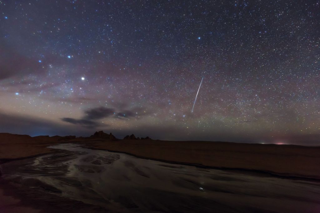 Astronomers See Stars Slinging Comets at Earth for the First Time | Space