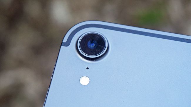 The upcoming Apple iPads are tipped to feature more camera lenses ...