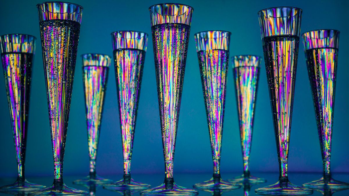 "Holographic" photos! Create striking, vibrant abstracts with creative ...