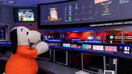In Photos: Snoopy Visits NASA's Jet Propulsion Laboratory | Space