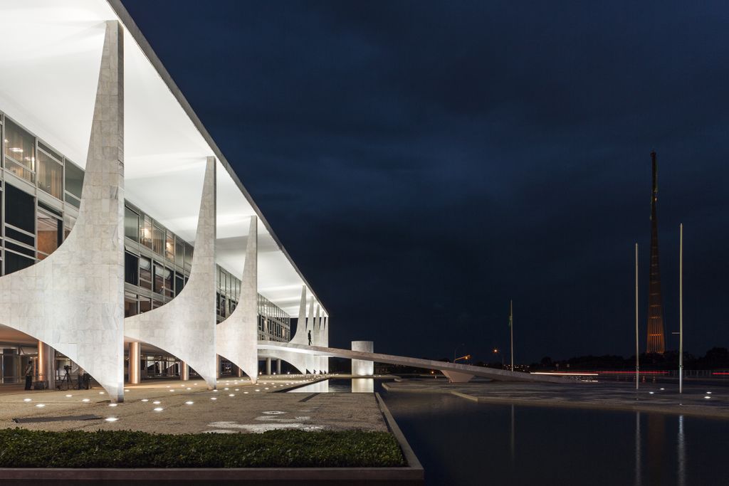 Oscar Niemeyer's Architecture: a guide to the Brazilian modernist ...