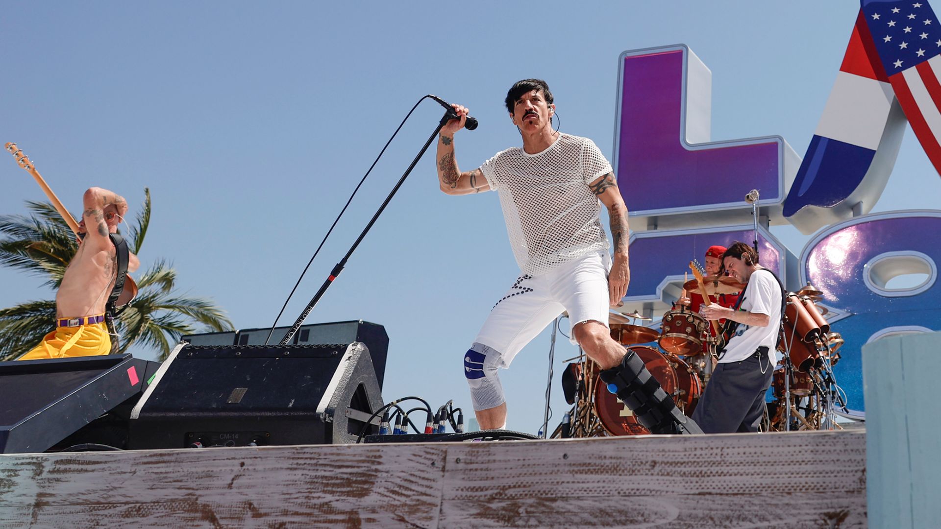 Chili Peppers' Dani California, Ghost, Extreme, BABYMETAL and Weezer ...