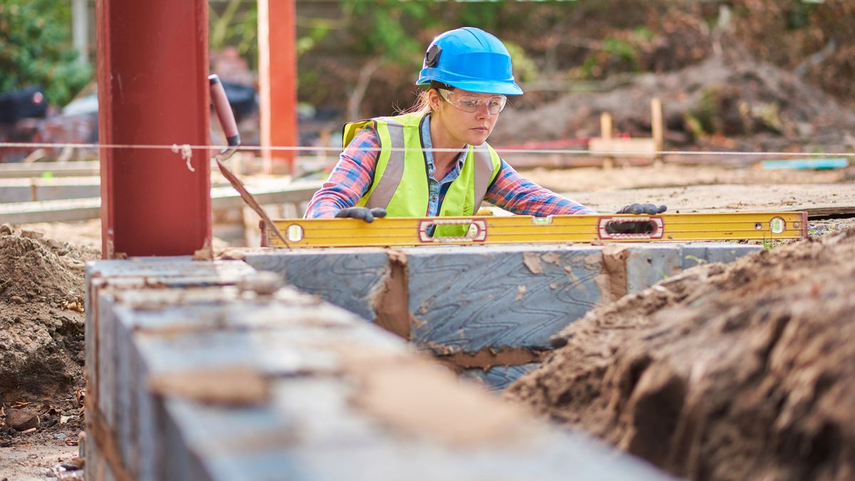 Find a Builder: How to Find the Right Trades for Your Build | Homebuilding