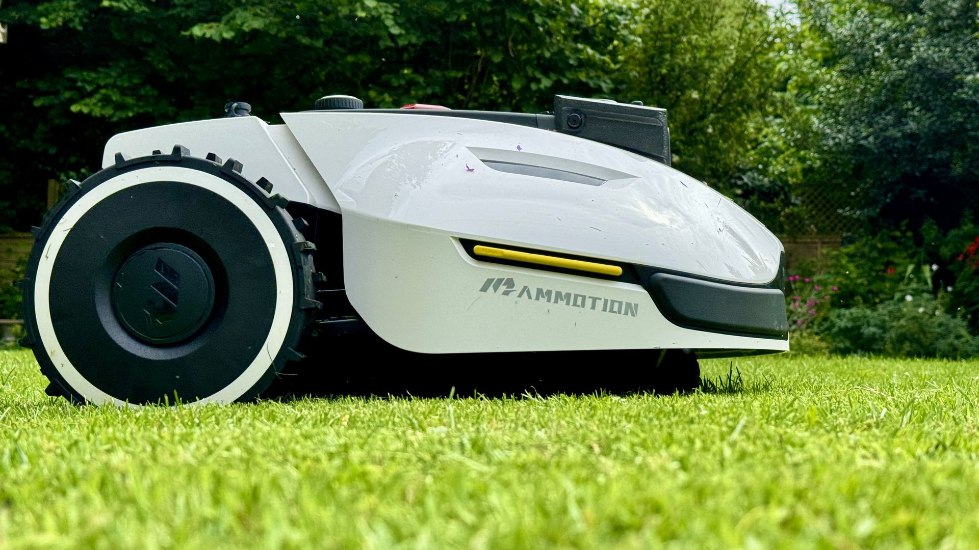 Mammotion YUKA 1500 3D Vision Robot Lawn Sweeping Mower review: a top-performing robot replete ...