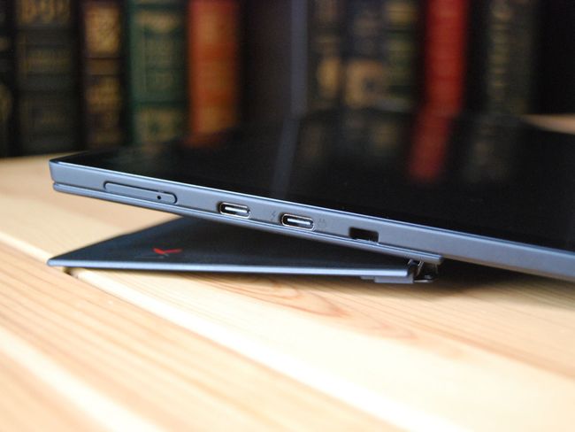 Lenovo ThinkPad X1 Tablet (3rd Gen) review: Working with style ...