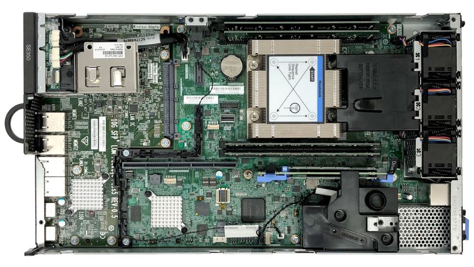 Lenovo ThinkSystem SE350 Edge Server review: Lenovo gets close to the ...