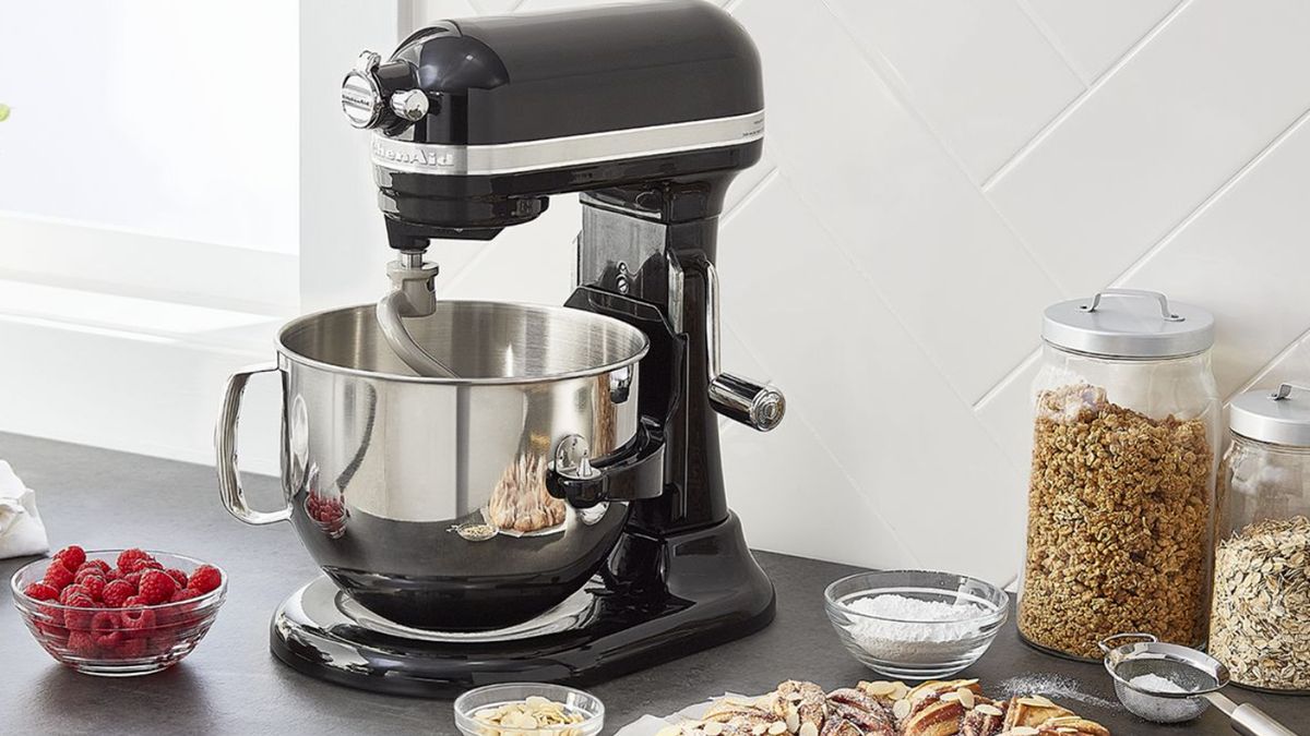 KitchenAid Pro Line Series Stand Mixer review | Top Ten Reviews