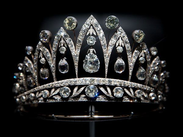 Why Do Princesses Wear Tiaras? | Kate Middleton & Tiara | Live Science