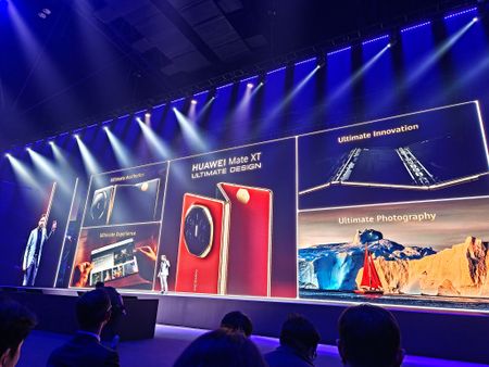 The Huawei Mate X5 is the latest foldable to take on the Galaxy Z Fold ...