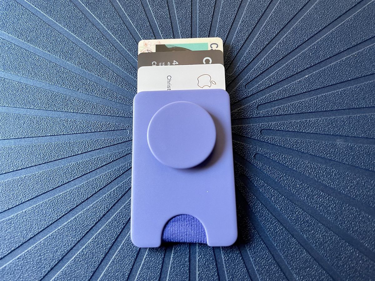 PopSockets PopWallet Plus for MagSafe review: Get a grip and make it ...