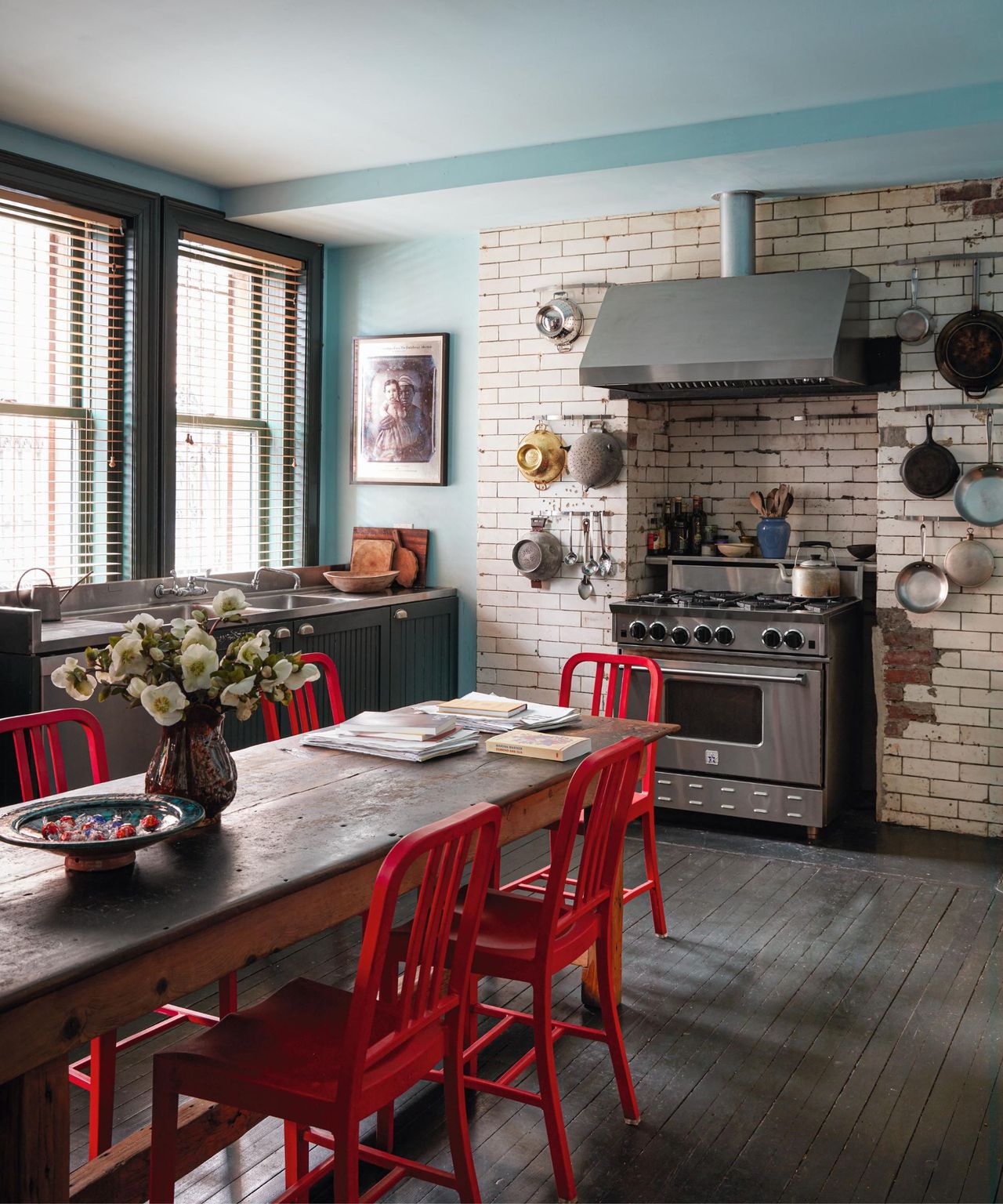 This colorful Harlem house is home to 10,000 books | Homes and Gardens