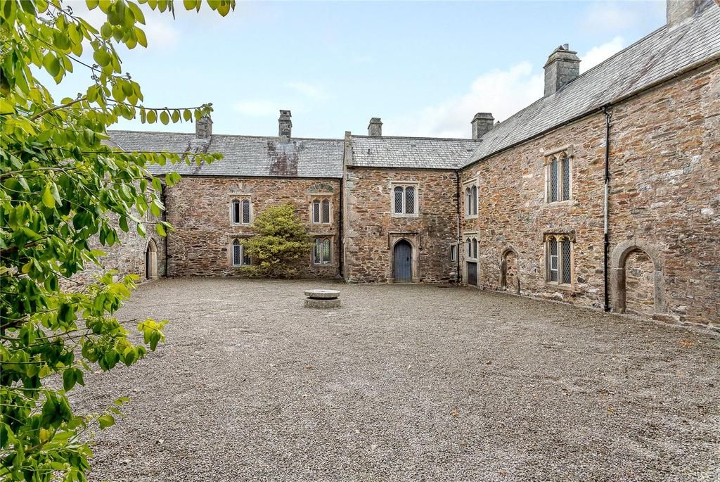 A beautiful Grade I-listed manor pre-dating the Domesday Book, with 243 ...